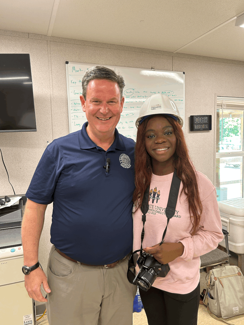 amoy_firstday_mayorphoto – HSF House Blogs